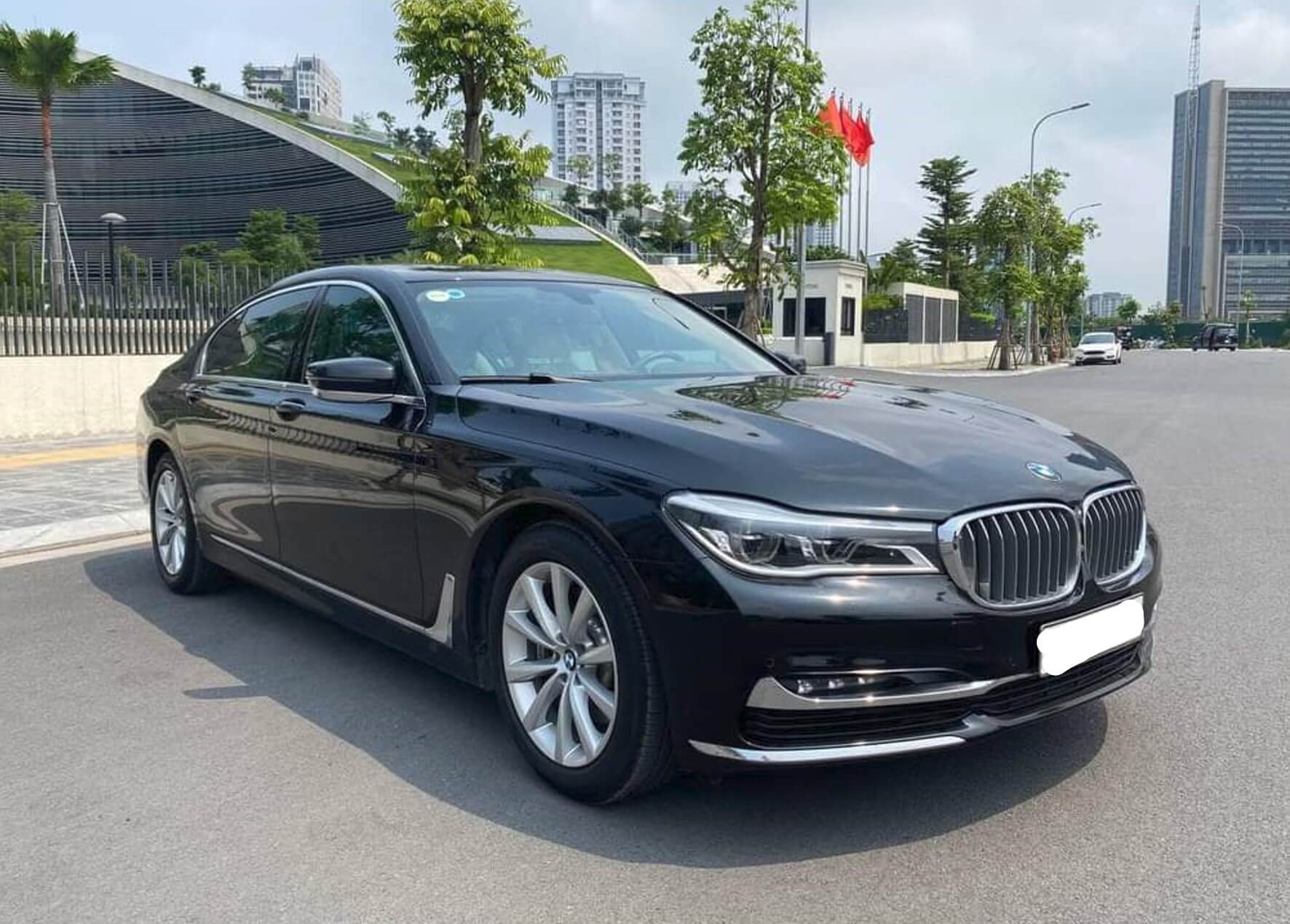 ẮC QUY CHO XE BMW 750i - Ắc Quy Ô Tô Minh Phát